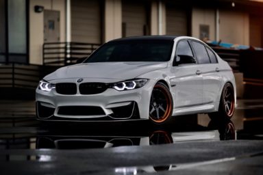 6 Best Color Rims for A White Car (With Pictures)